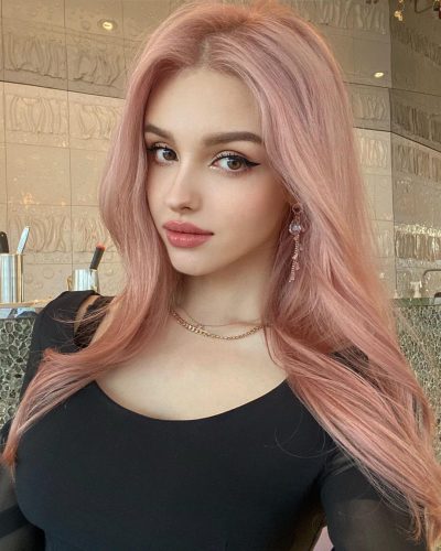 Elina Karimova Official Website - Vlogger, Influencer And Creator